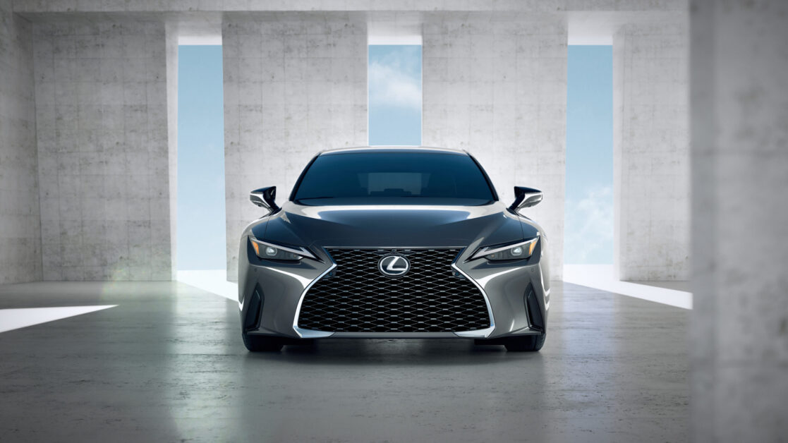 The haptic trackpad in the Lexus IS 300 makes it a joy to use - GEARADICAL